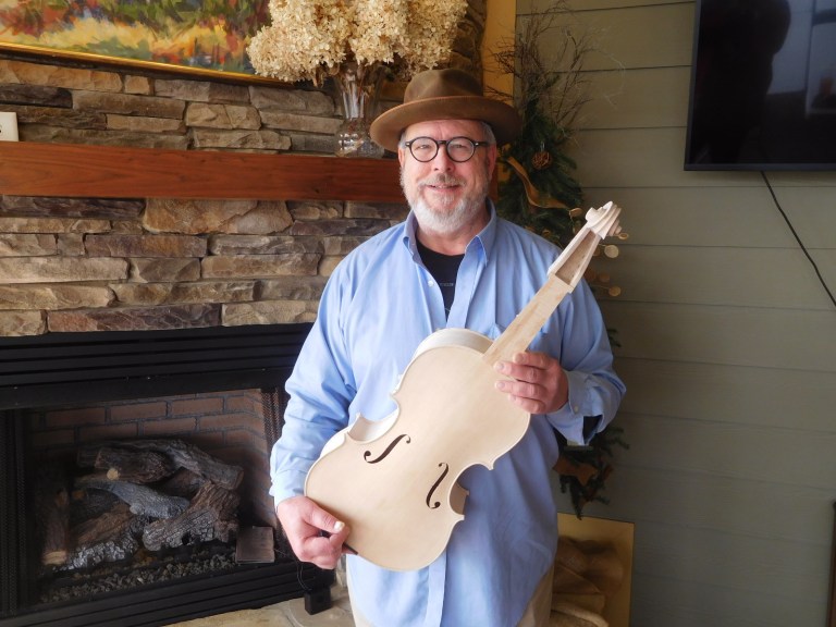 D Rickert Musical Instruments – Bespoke bowed and plucked string ...